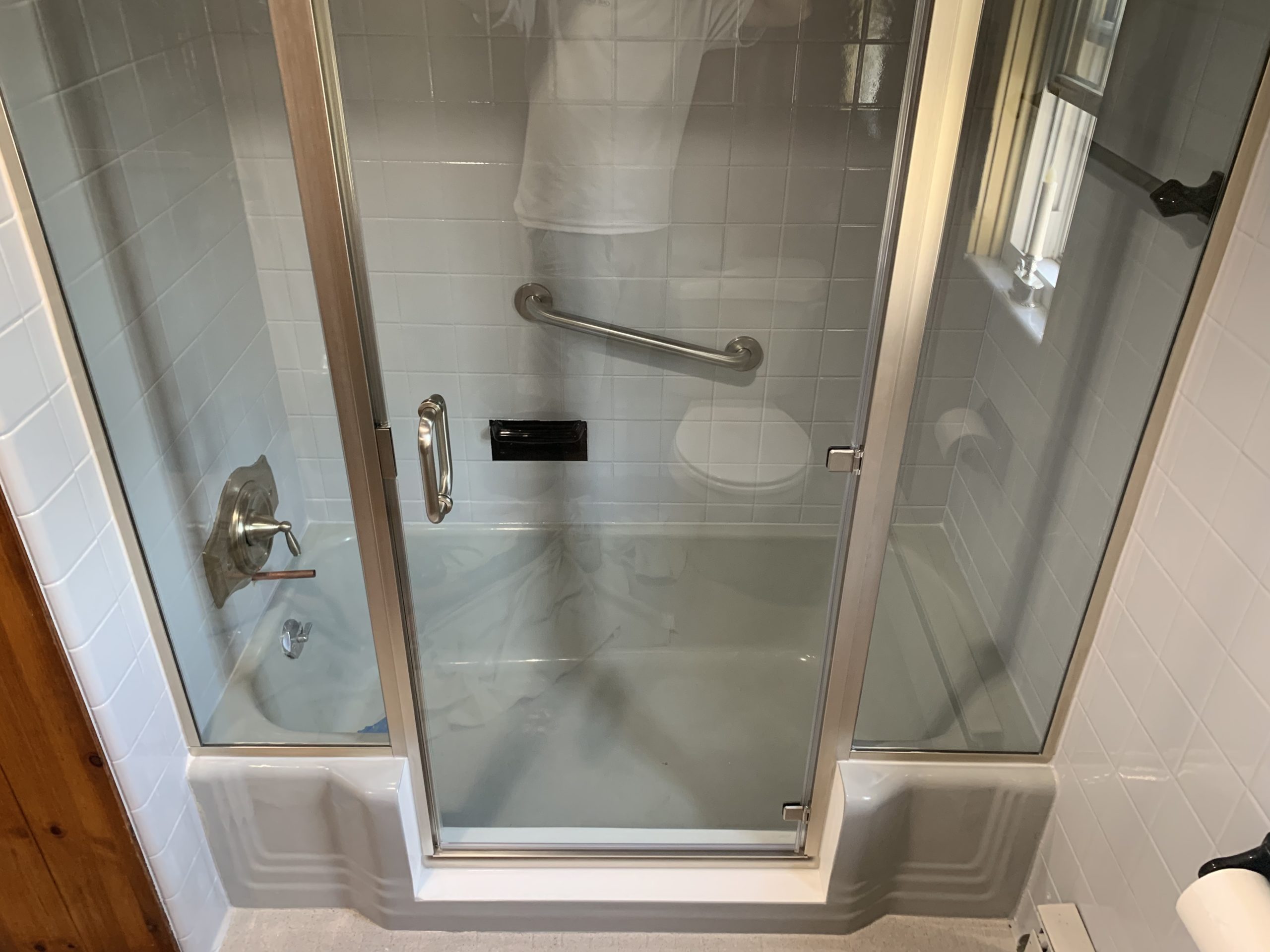 Bathroom Slip & Fall Prevention With The TubcuT™ - The TubcuT™